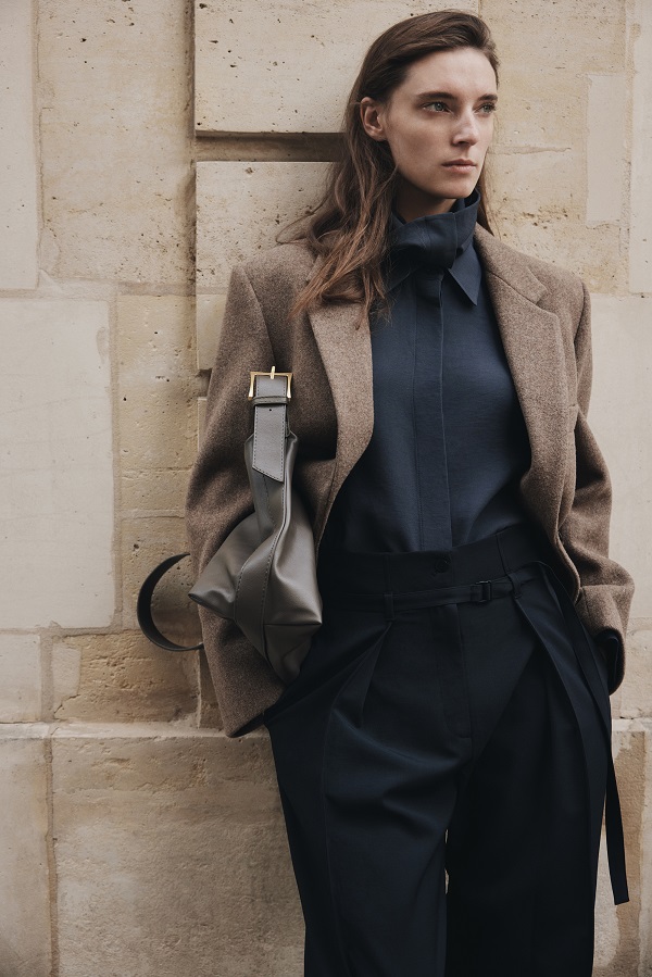 컴젠, 2024 F/W 캠페인 'Refined French Demure' 공개